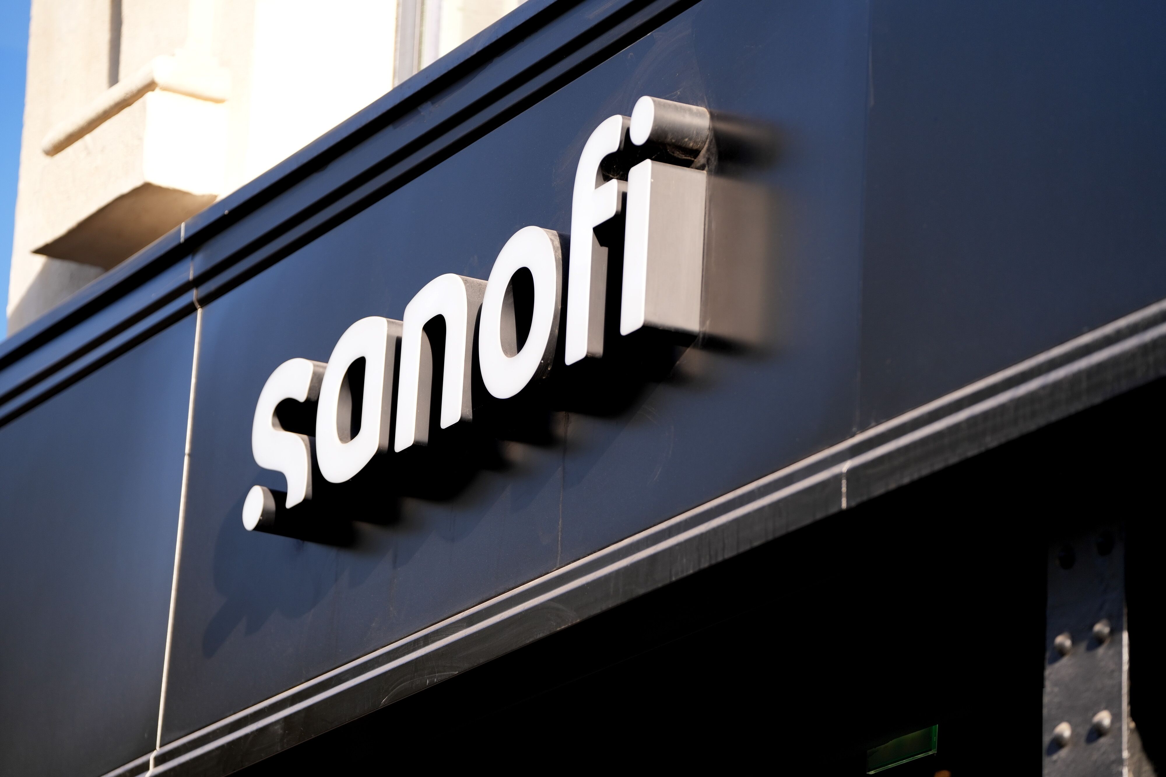 Sanofi to Buy Immunology Biotech Blueprint for $9.1 Billion