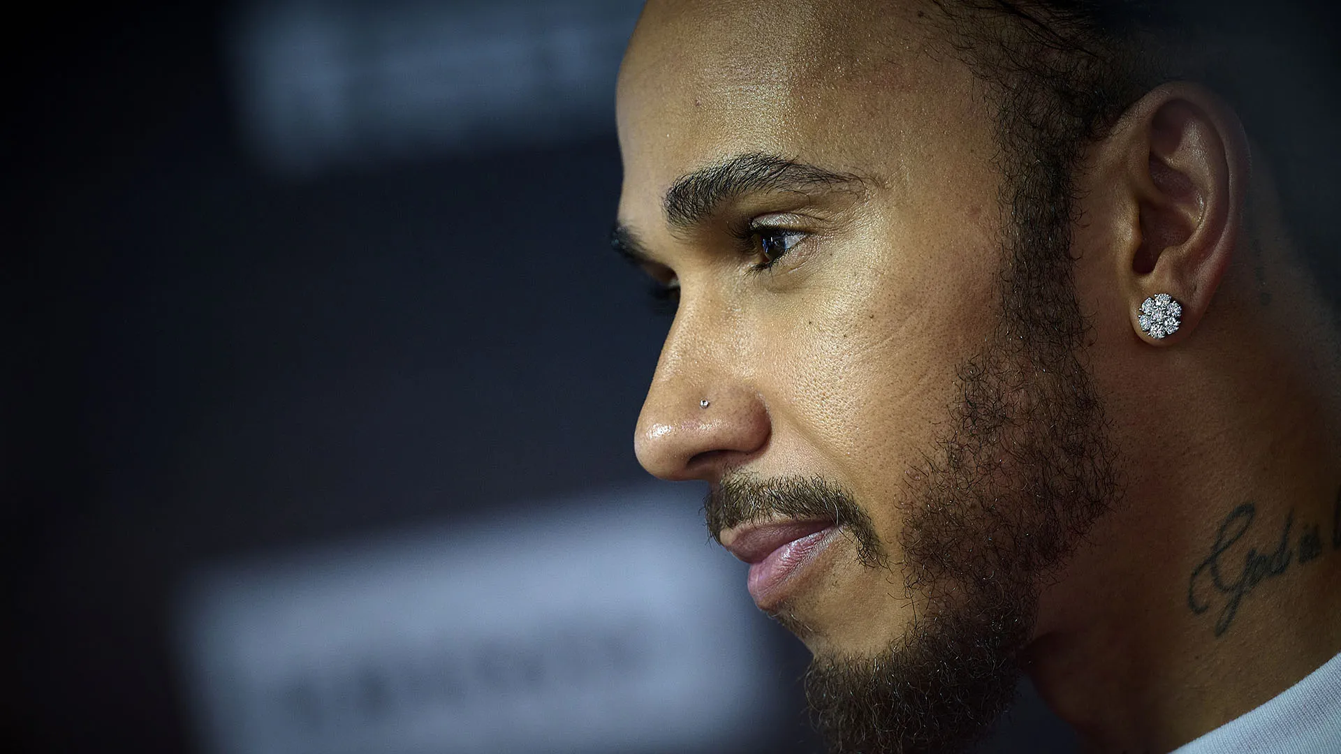 Ferrari, Lewis Hamilton in shock: sombere verklaringen