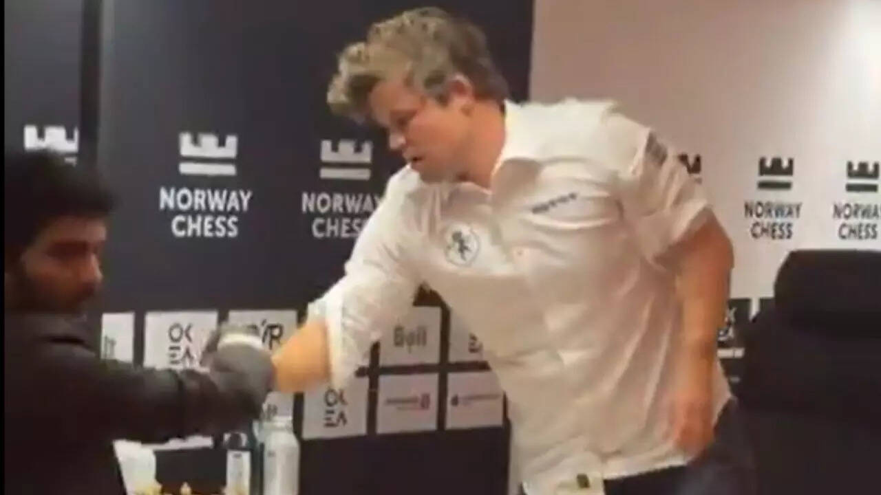 "Graceless": Magnus Carlsen's reaction after losing to Gukesh upsets ...