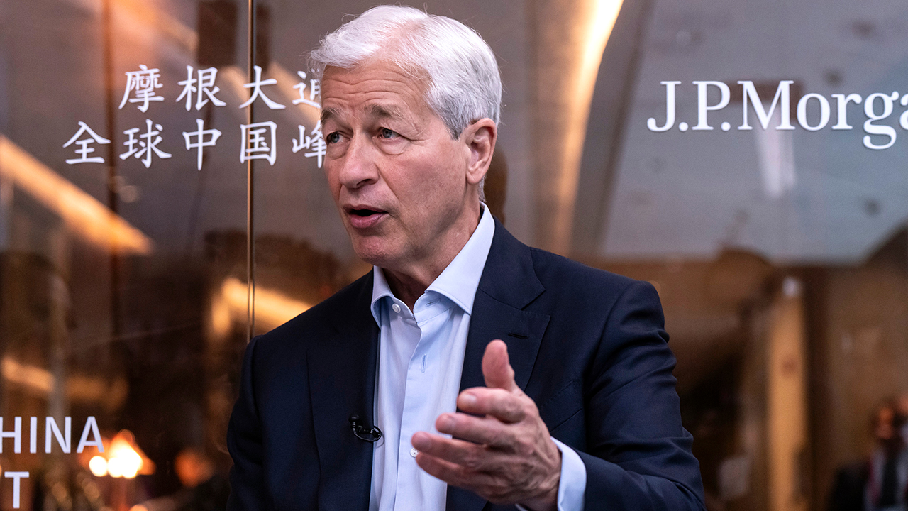 Jamie Dimon says he’s not afraid of China, but worries about America’s ...