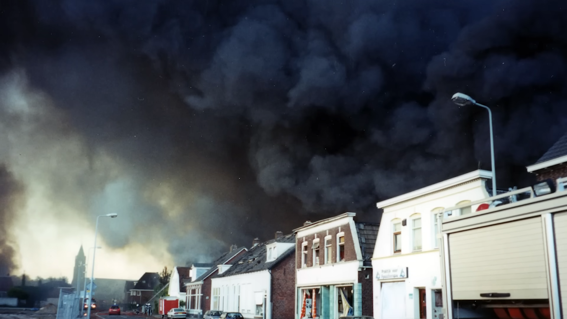 How a Hidden Factory Killed 23 and Injured 950 - Enschede