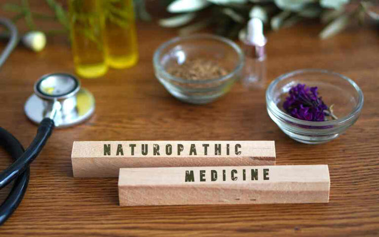 Naturopathy Medicine: Treatment, Effects and Doctors