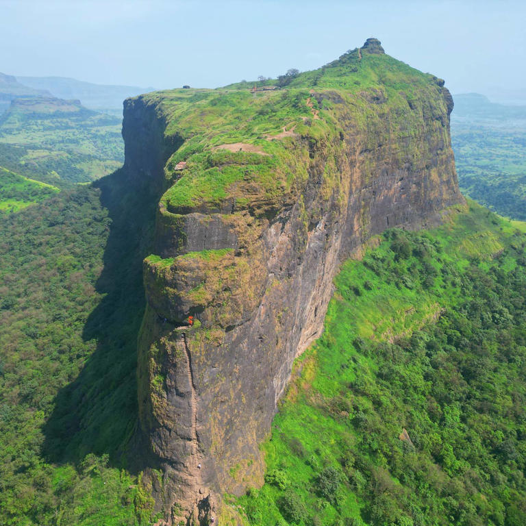 Conquer the Vertical Ascent: The Ultimate Harihar Fort Trek Guide