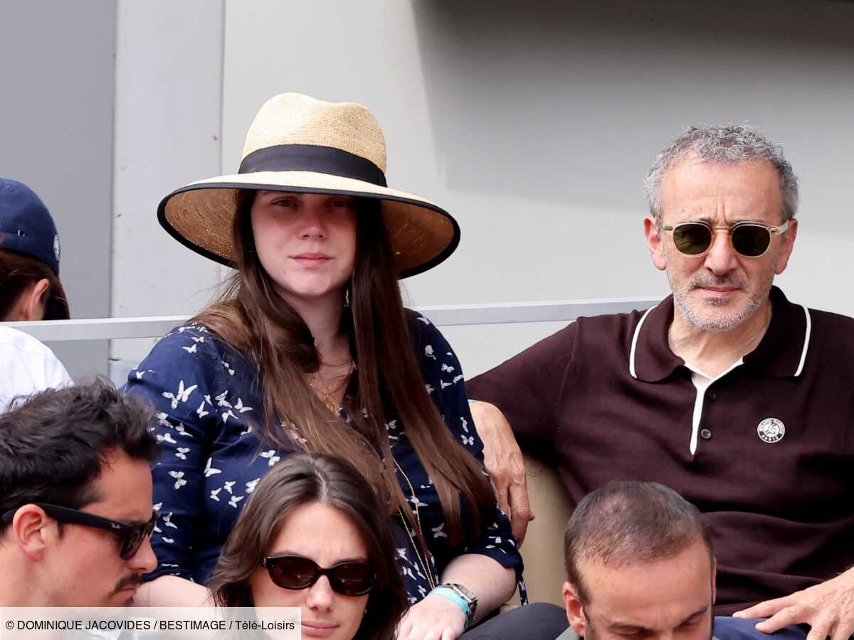 Elie Semoun et sa chérie Aude Fraineau enceinte : Le couple complice ...