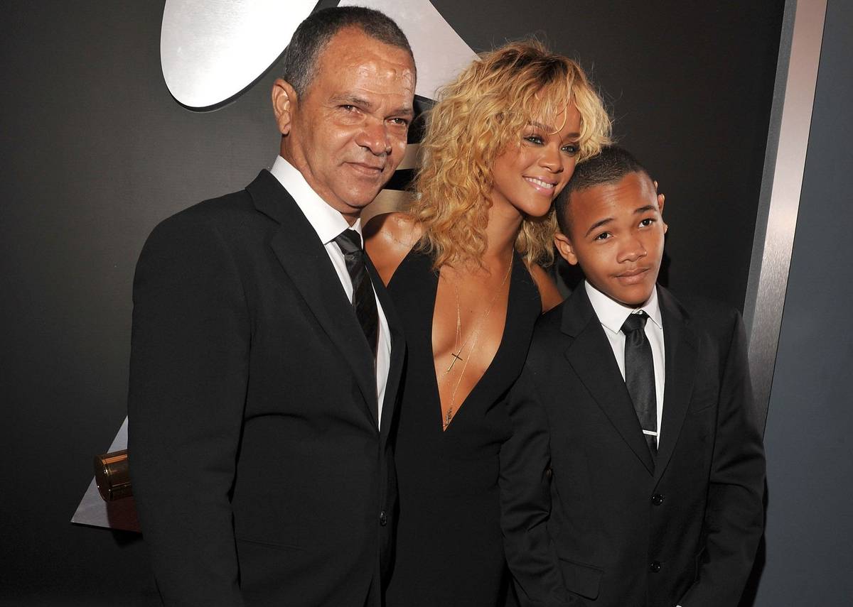 Morreu Ronald Fenty, pai de Rihanna