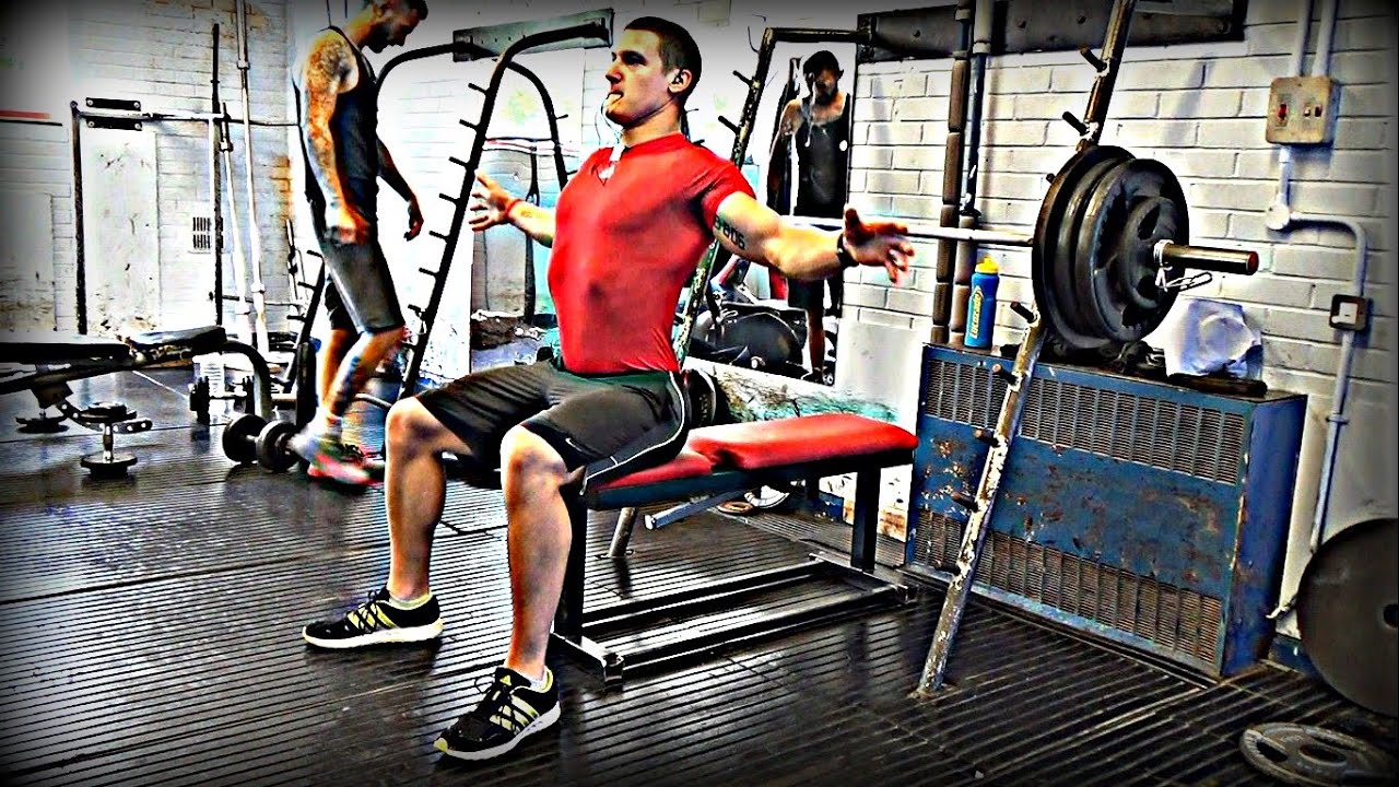 BIG BENCH PRESS PR!! 331lbs (150kg)!