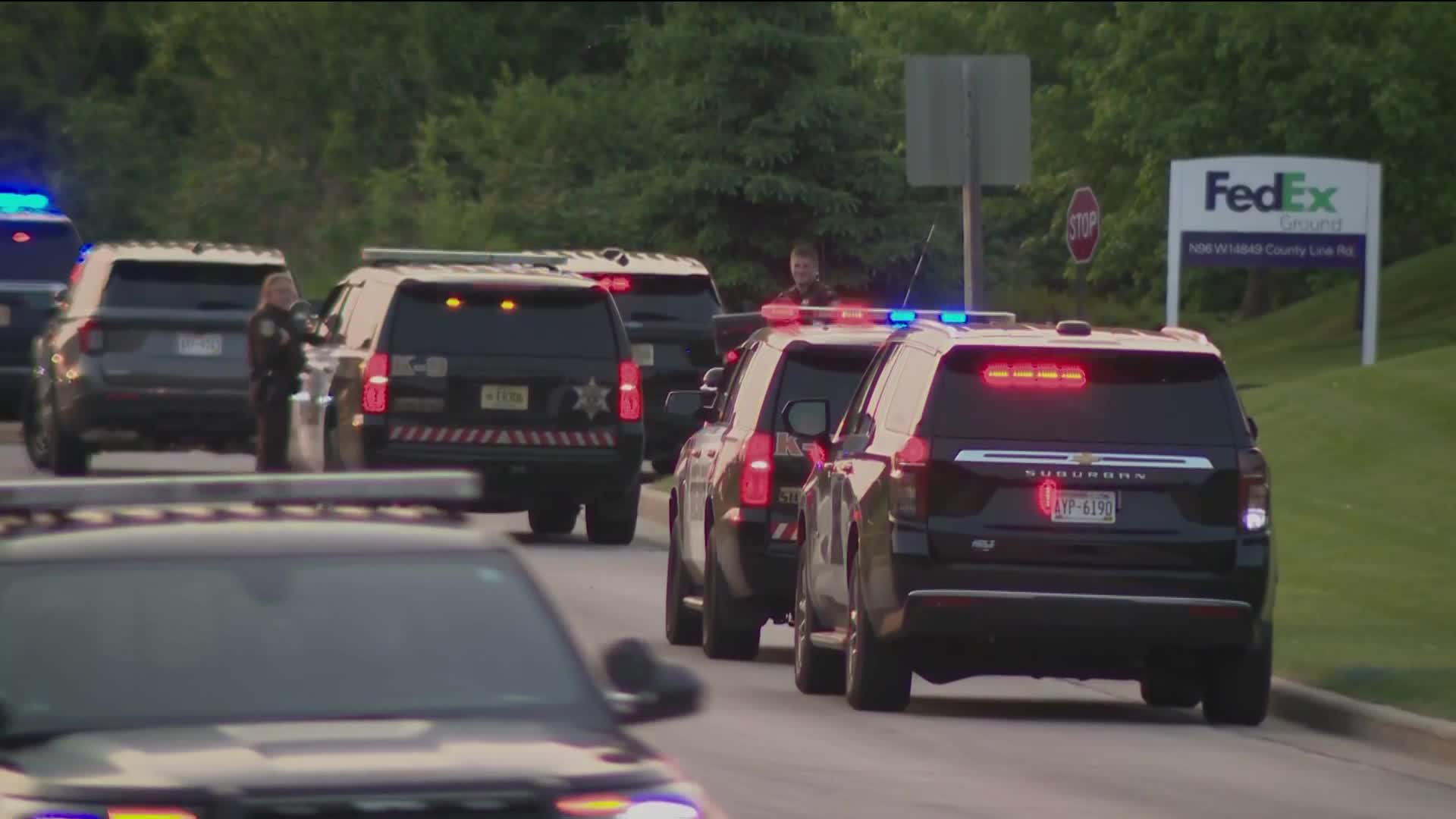 DEVELOPING: Police presence at FedEx facility in Menomonee Falls