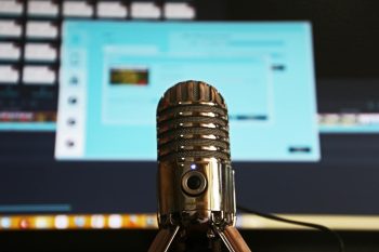 The 14 Best Retirement Podcasts and Blogs to Follow