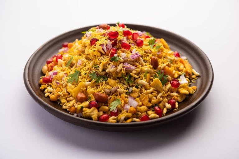 Spice, Crunch, Flavour: Explore these places for the Best Bhel Puri in ...