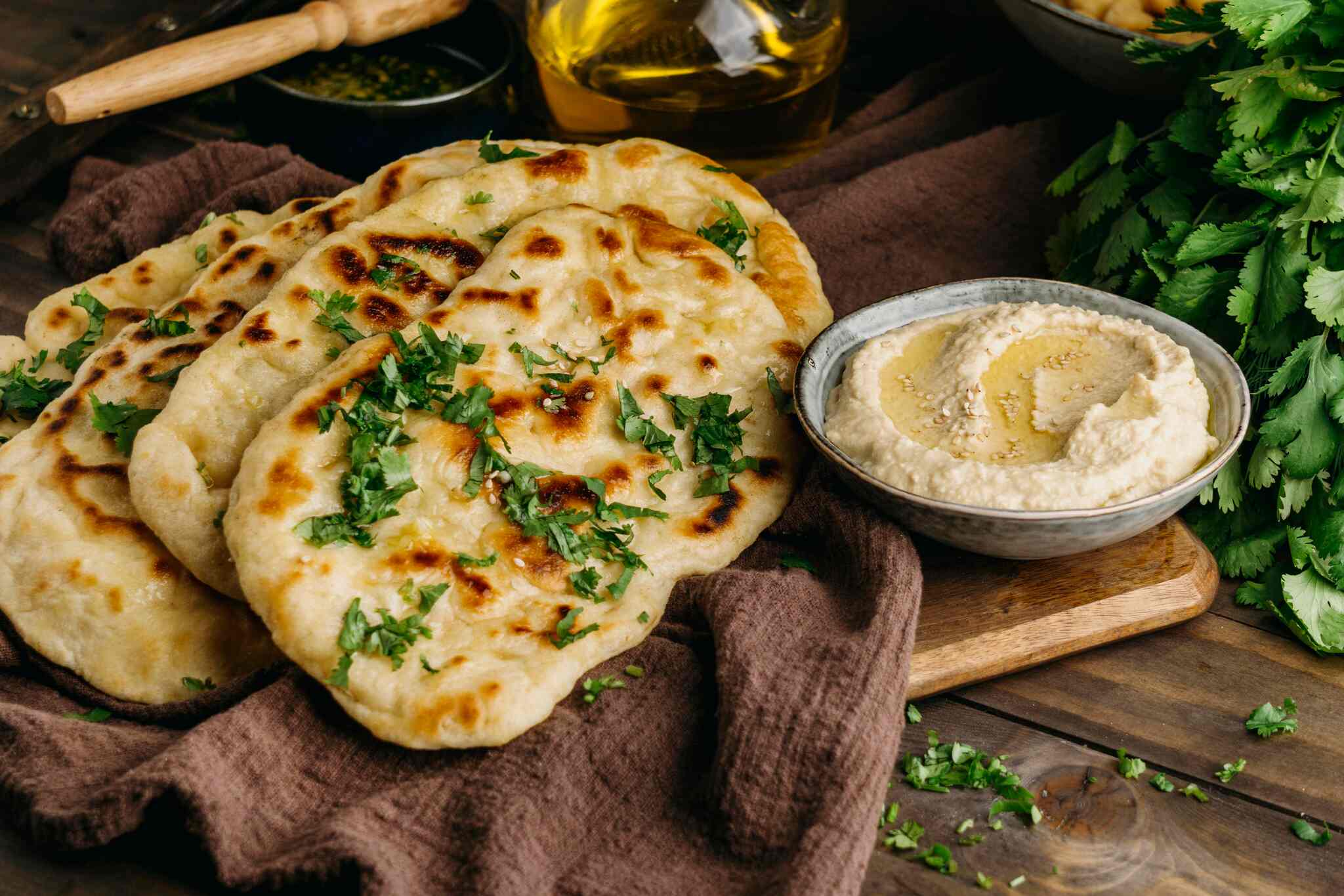 Butter, Garlic, Magic: Places With the Best Butter Garlic Naan in Delhi