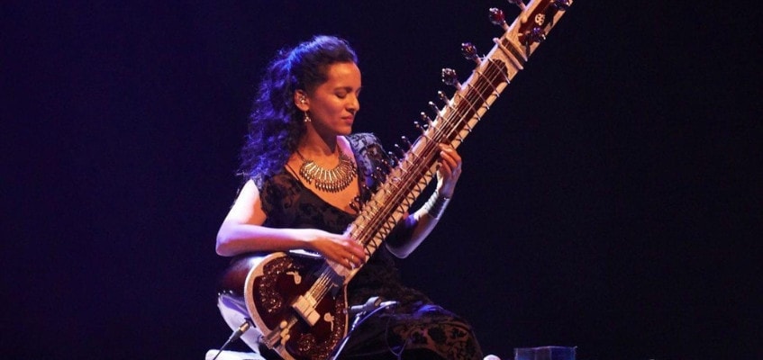 Fine Tune Your Music Skills With These 5 Best Sitar Classes in New Delhi