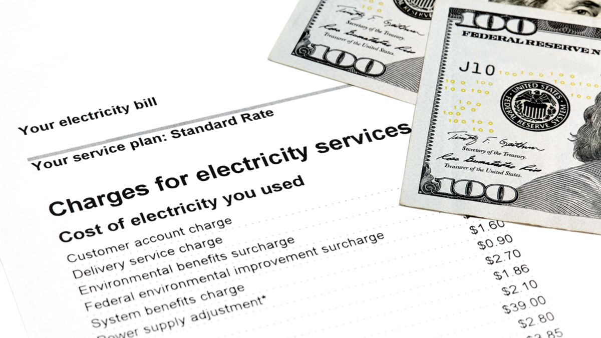 ComEd's summer price hike begins this month. Here's how much your bill ...