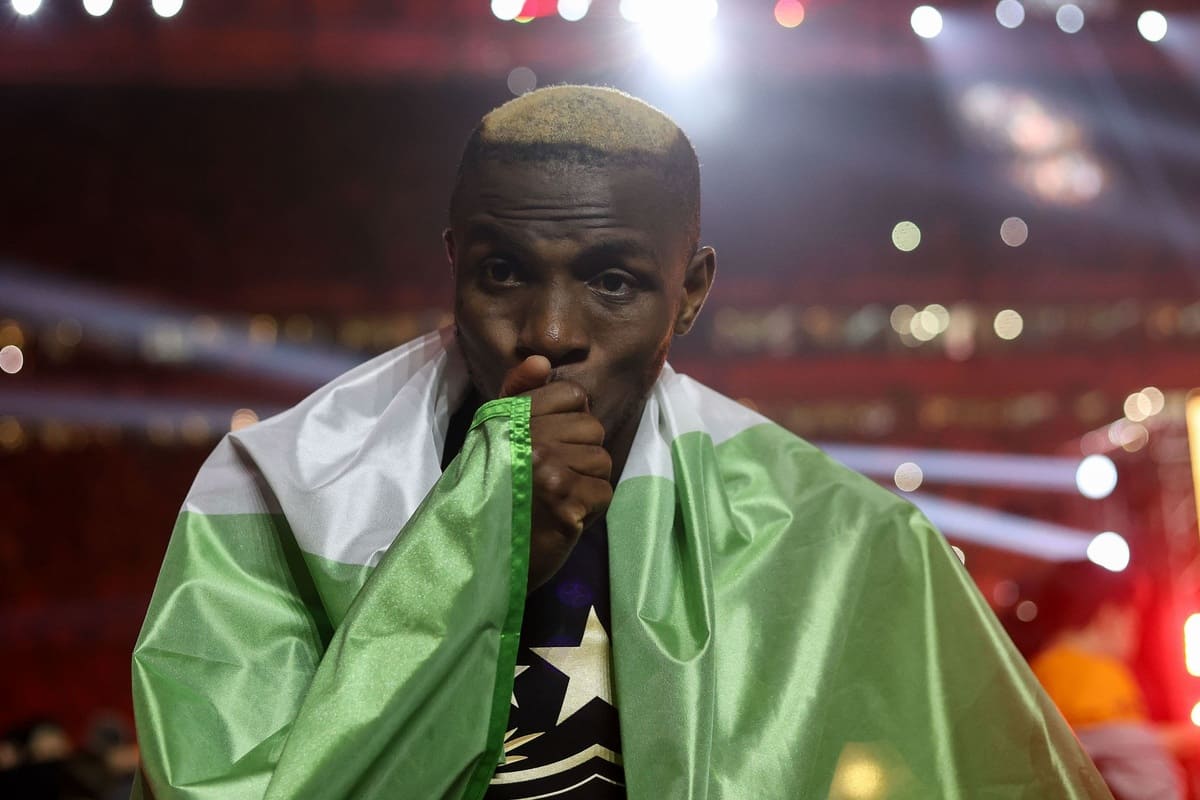 Victor Osimhen est sur le point de s'engager avec son nouveau club