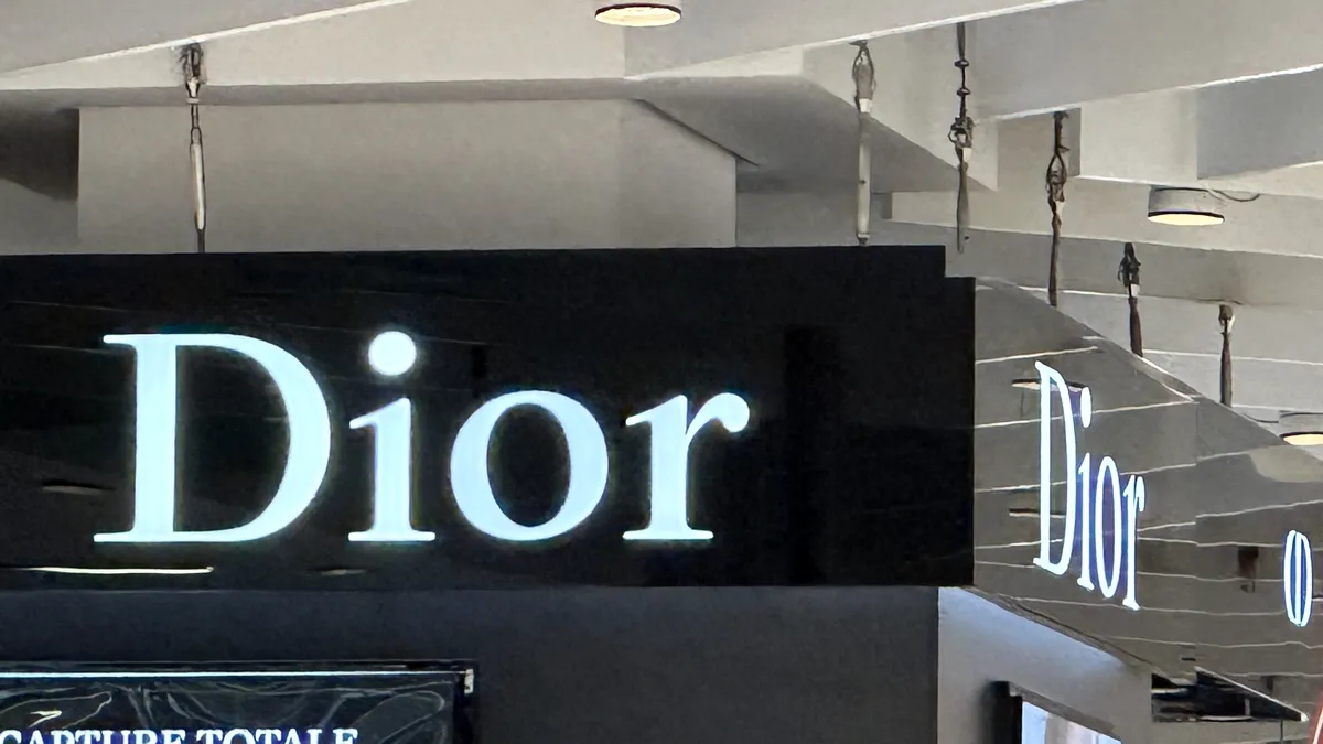 Jonathan Anderson prende le redini di Dior: è il nuovo direttore ...