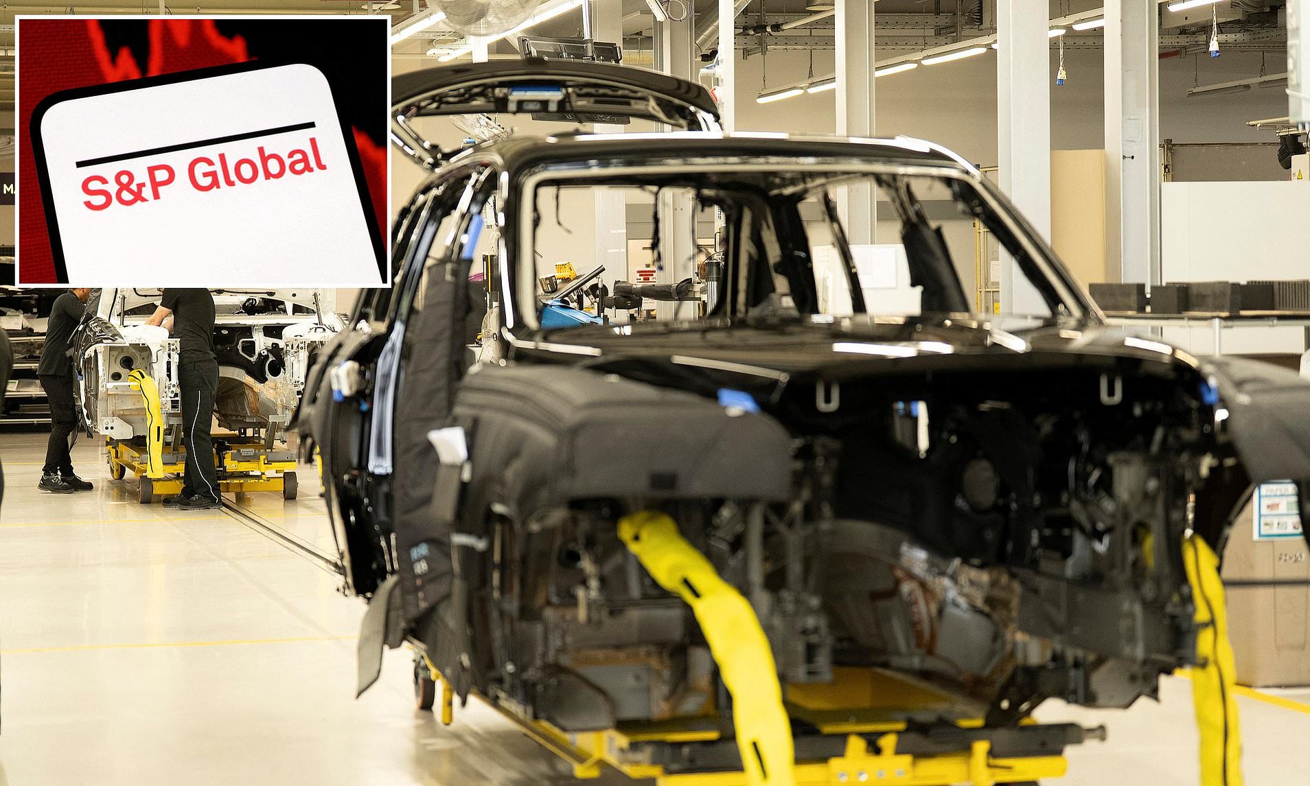 UK manufacturing sector continues to shrink as labour costs grow