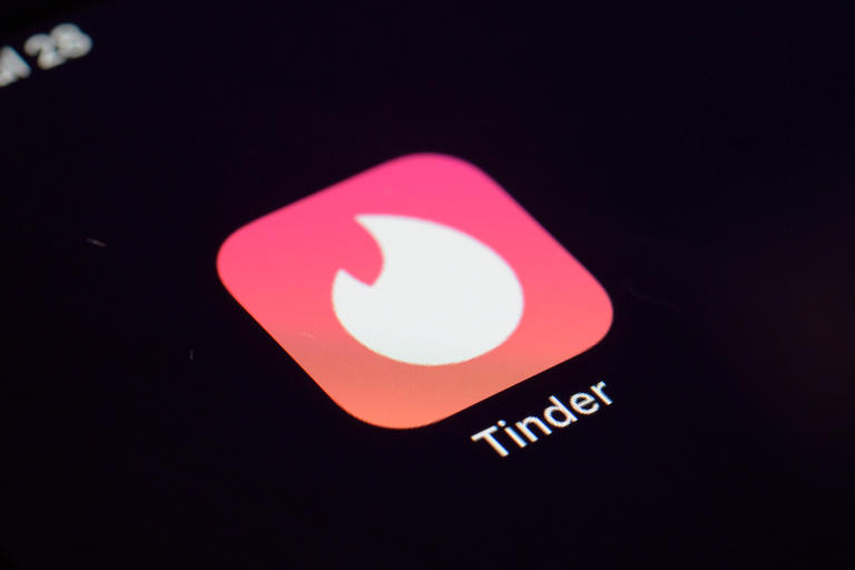 Tinder trials divisive new height filter for premium users