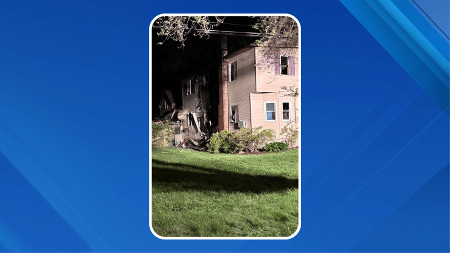 Father, two sons killed after getting trapped in NY house fire: officials