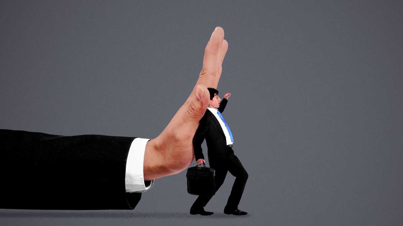 Return-to-office for state workers fans tensions between Walz and unions