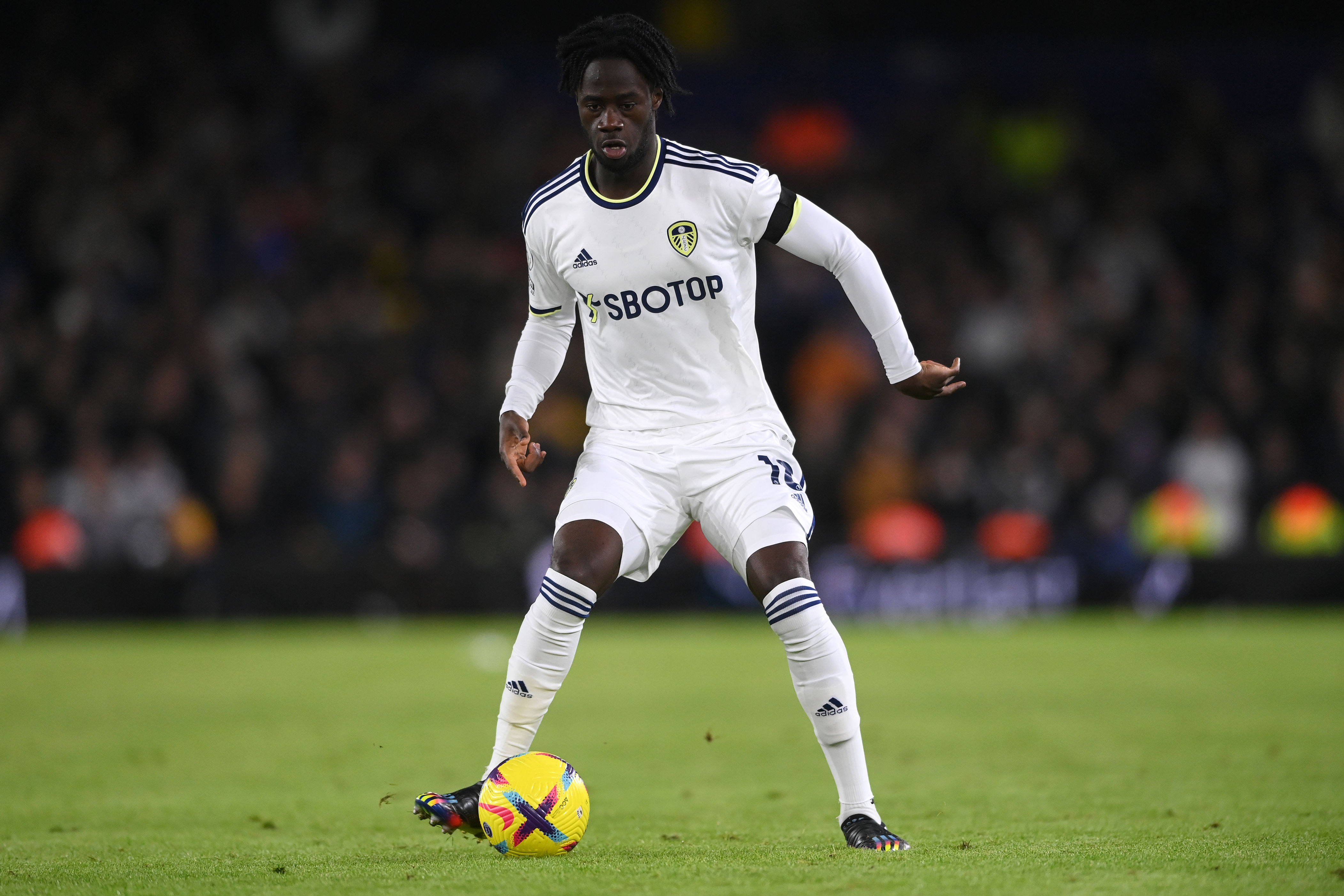 7 Leeds United players set to leave as things stands