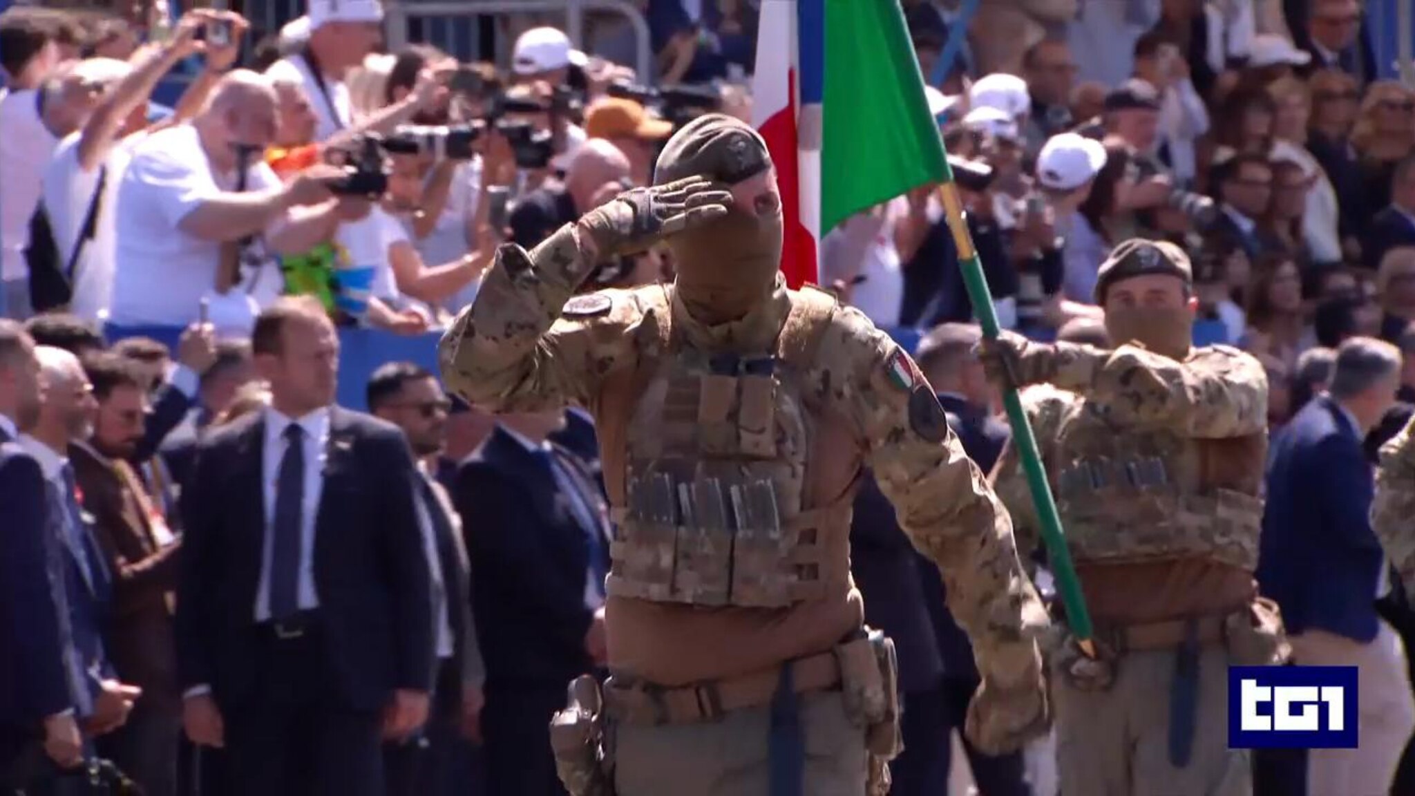 La parata militare del 2 giugno, la festa dell'Italia alla presenza ...