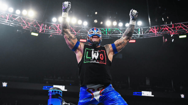 Rare photo of WWE's Rey Mysterio unmasked surfaces online