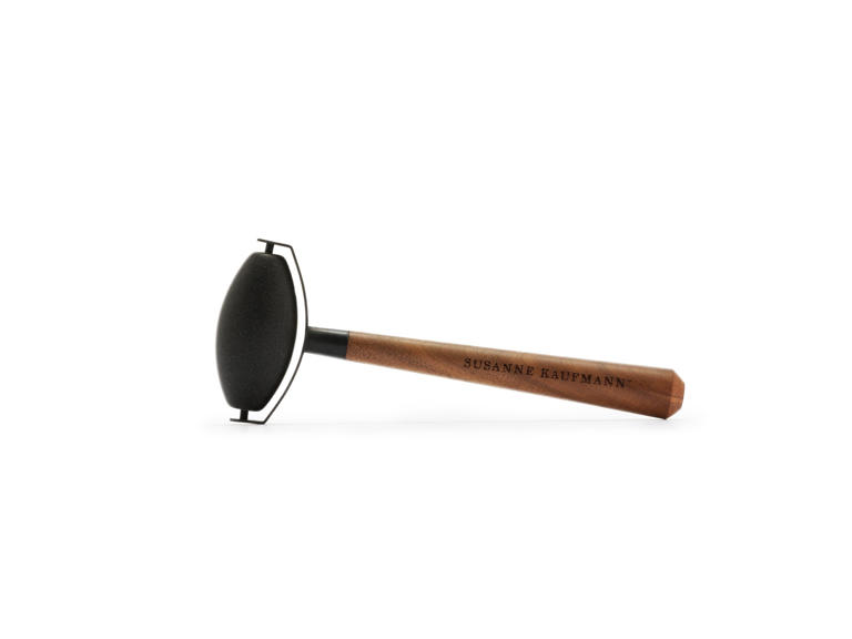 9 best face massage tools for smooth skin, tested by a beauty editor