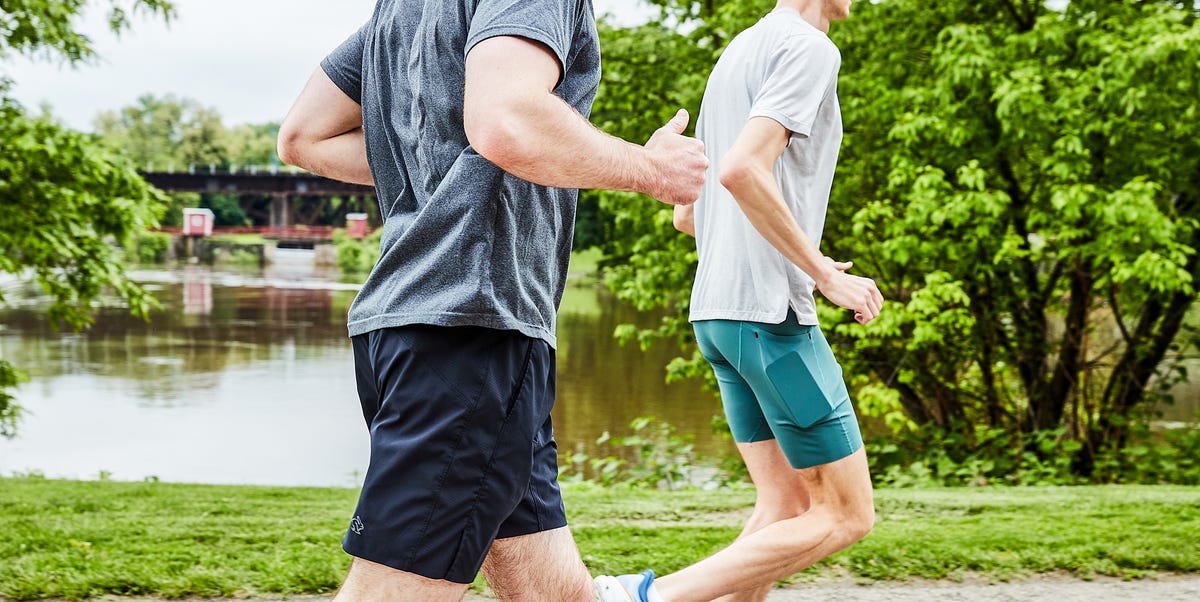 Why Balling Your Fists on a Run Is Bad, and Tips to Improve Your Form