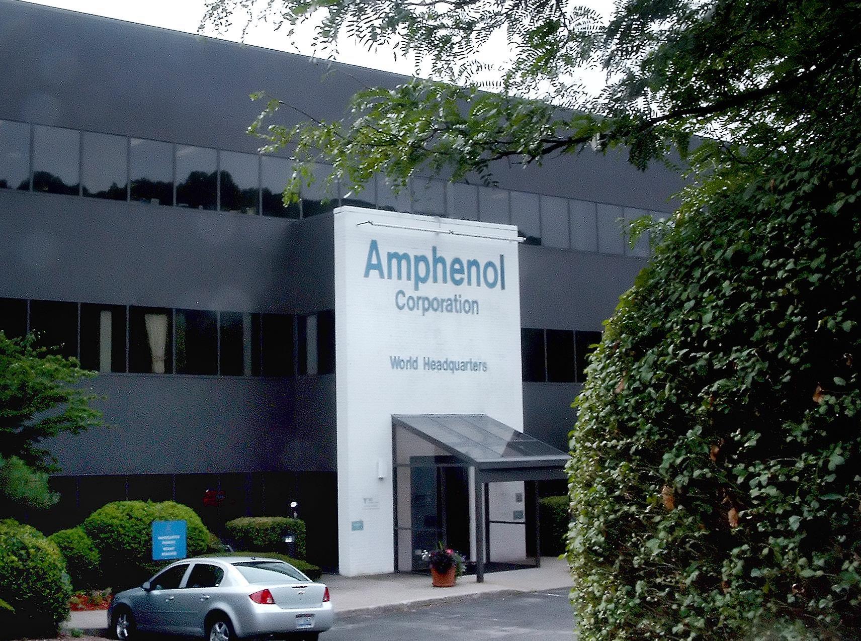 Connecticut electronics company Amphenol to acquire part of CommScope