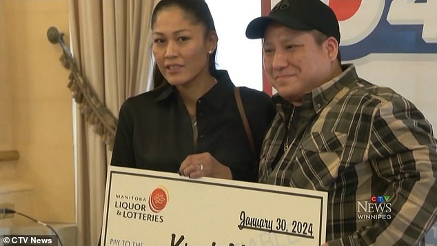 Lottery winner claims girlfriend vanished with his millions after ...