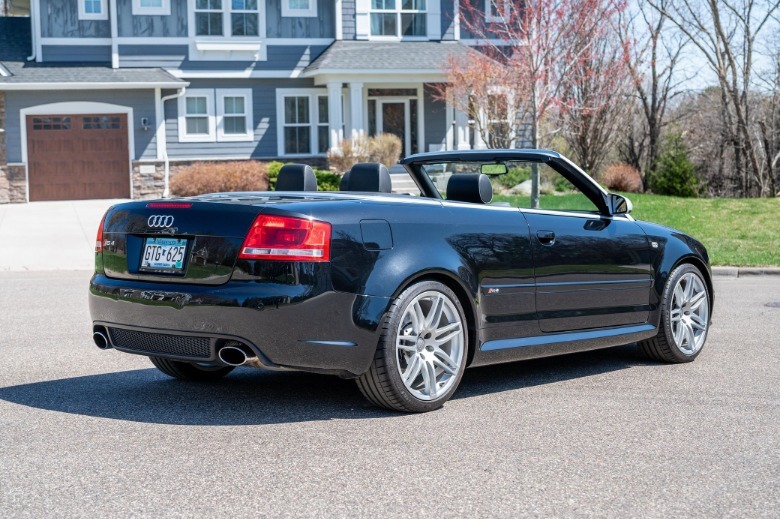 This 2008 Audi RS4 Cabriolet Might Be The Perfect Summer Convertible