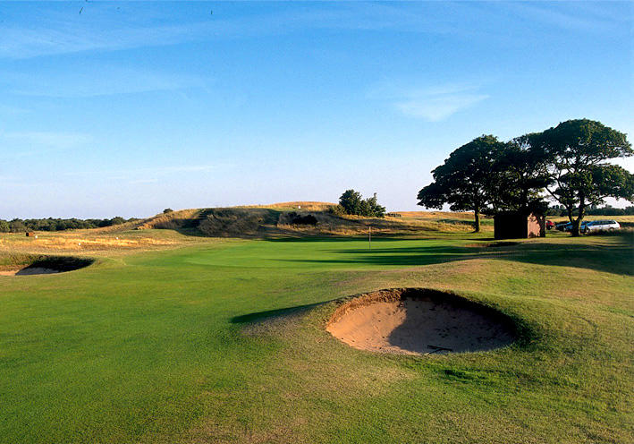 The British Seaside Town Where Traditional Resort Meets First-Class ...