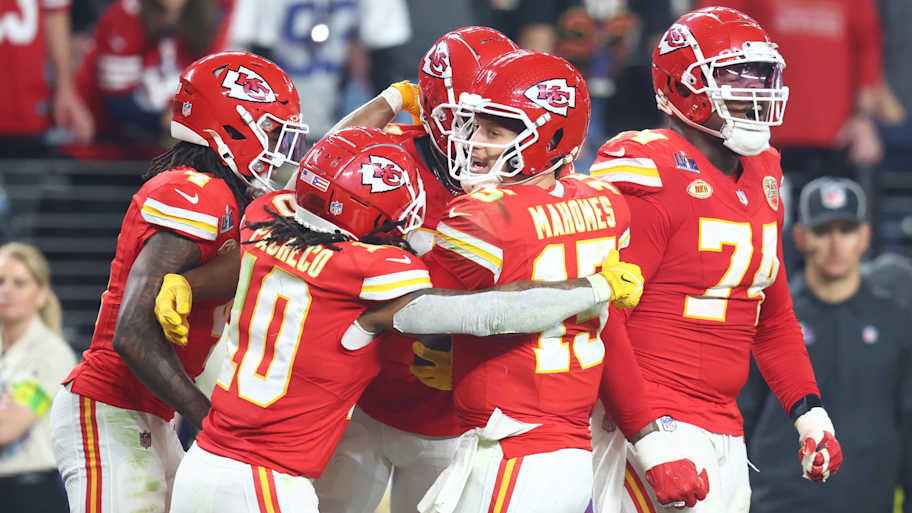 Patrick Mahomes Spreads Motivation to Younger Teammates