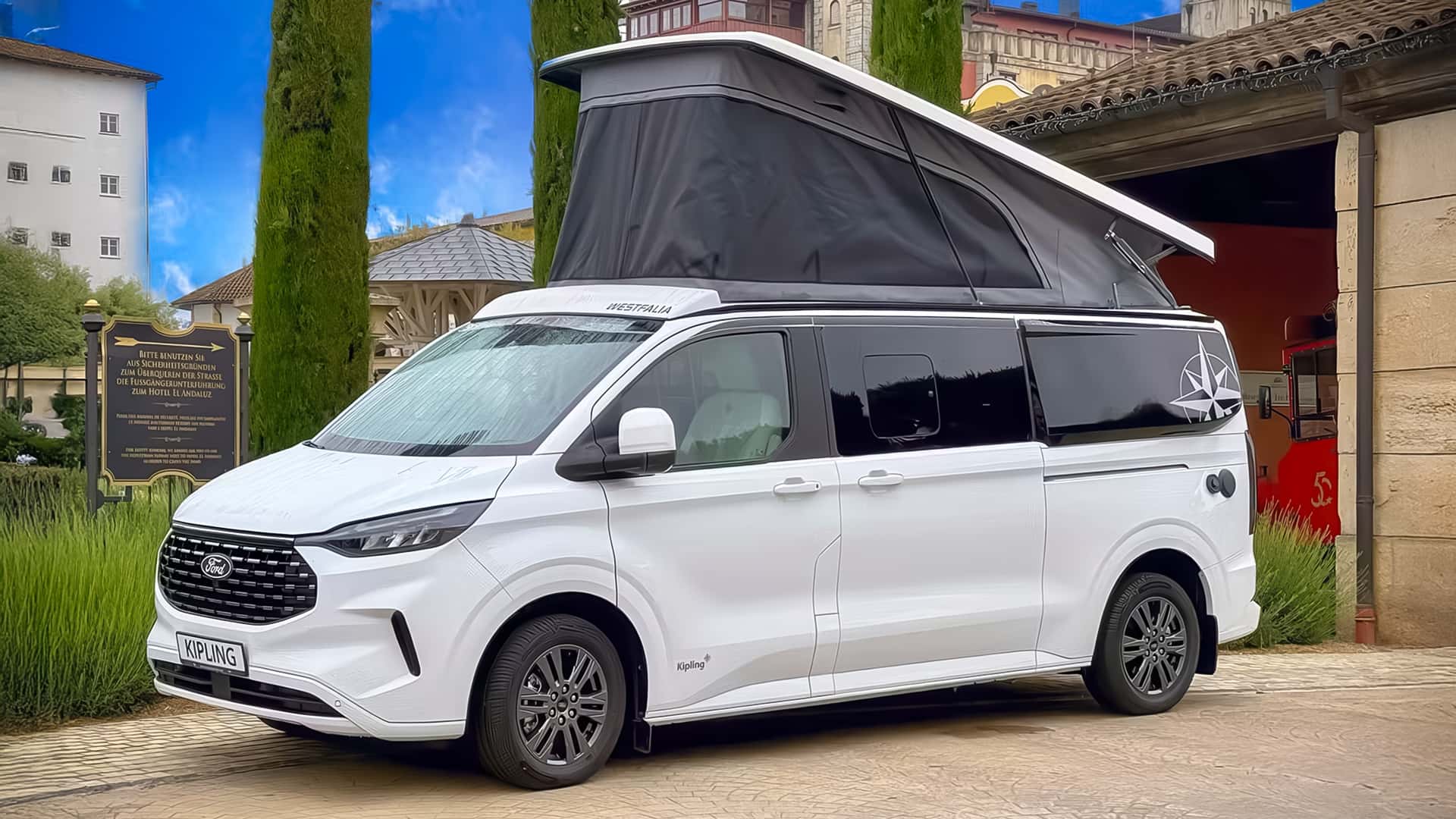 Westfalia Kipling: Kompakter Camper mit Querbett und Toilette
