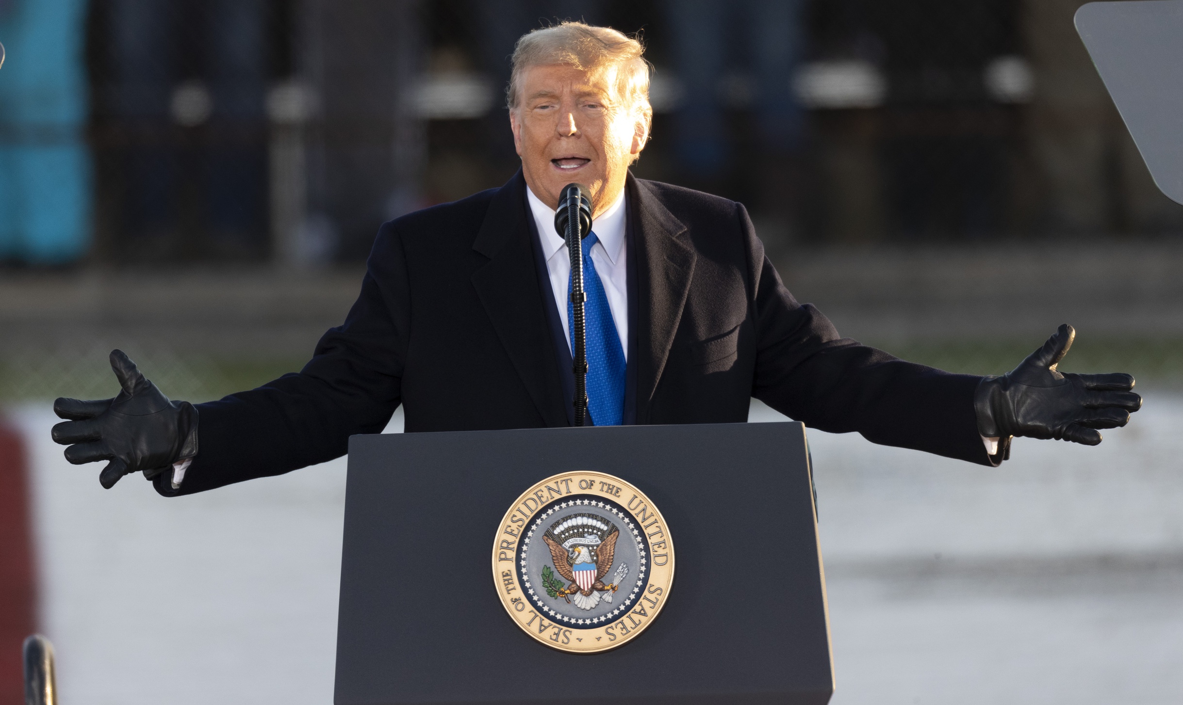 Trump announces major manufacturing deal