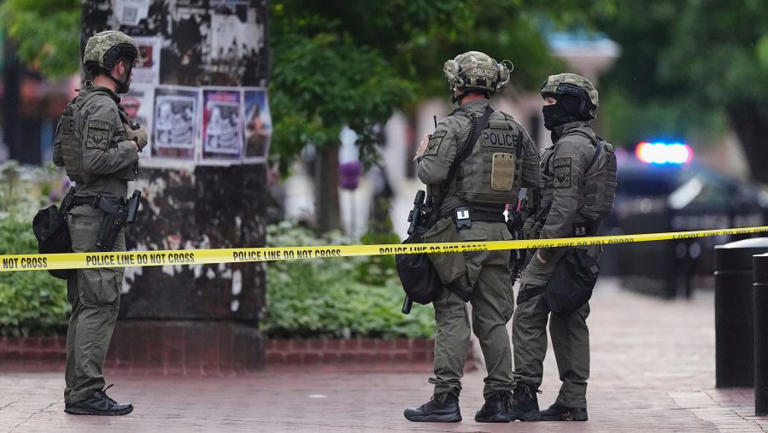 Witnesses describe ‘terrifying’ scene of attack at Pearl Street Mall in ...