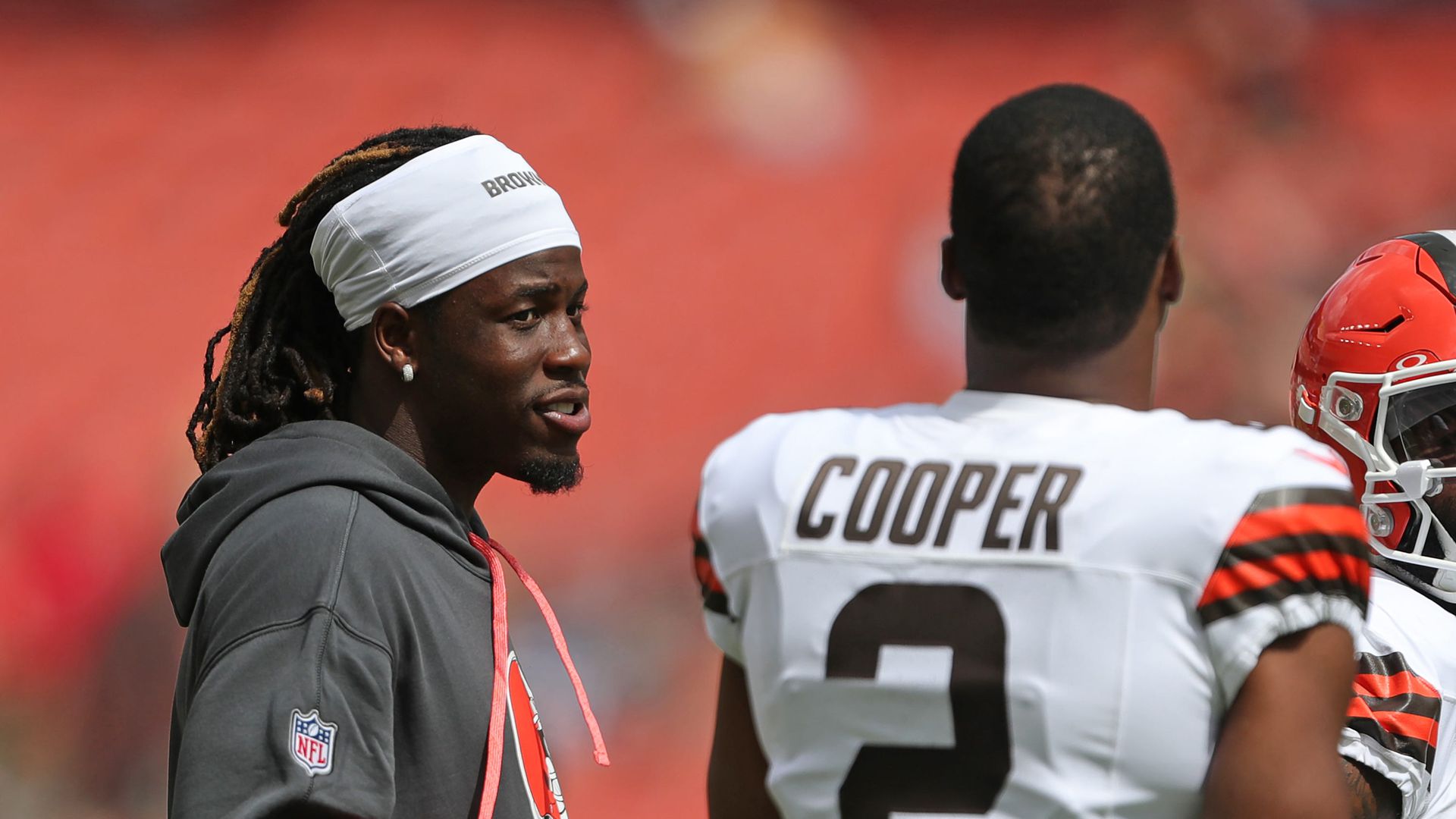 Who has the biggest dead cap hit on the Browns in 2025?