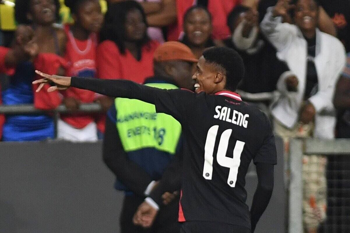 News in a minute | Monnapule Saleng joins Chiefs? [video]
