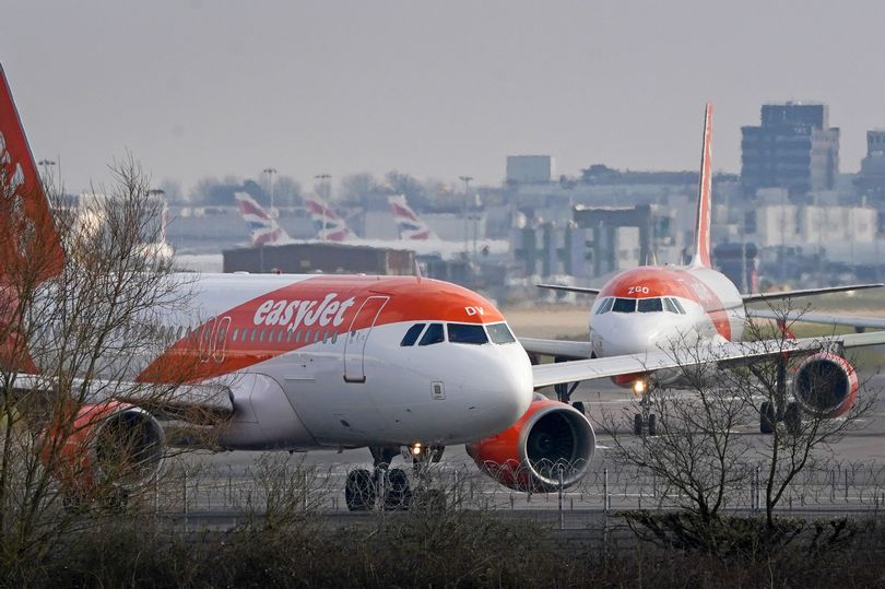 EasyJet issues regretful warning to passengers and says it's 'sorry'