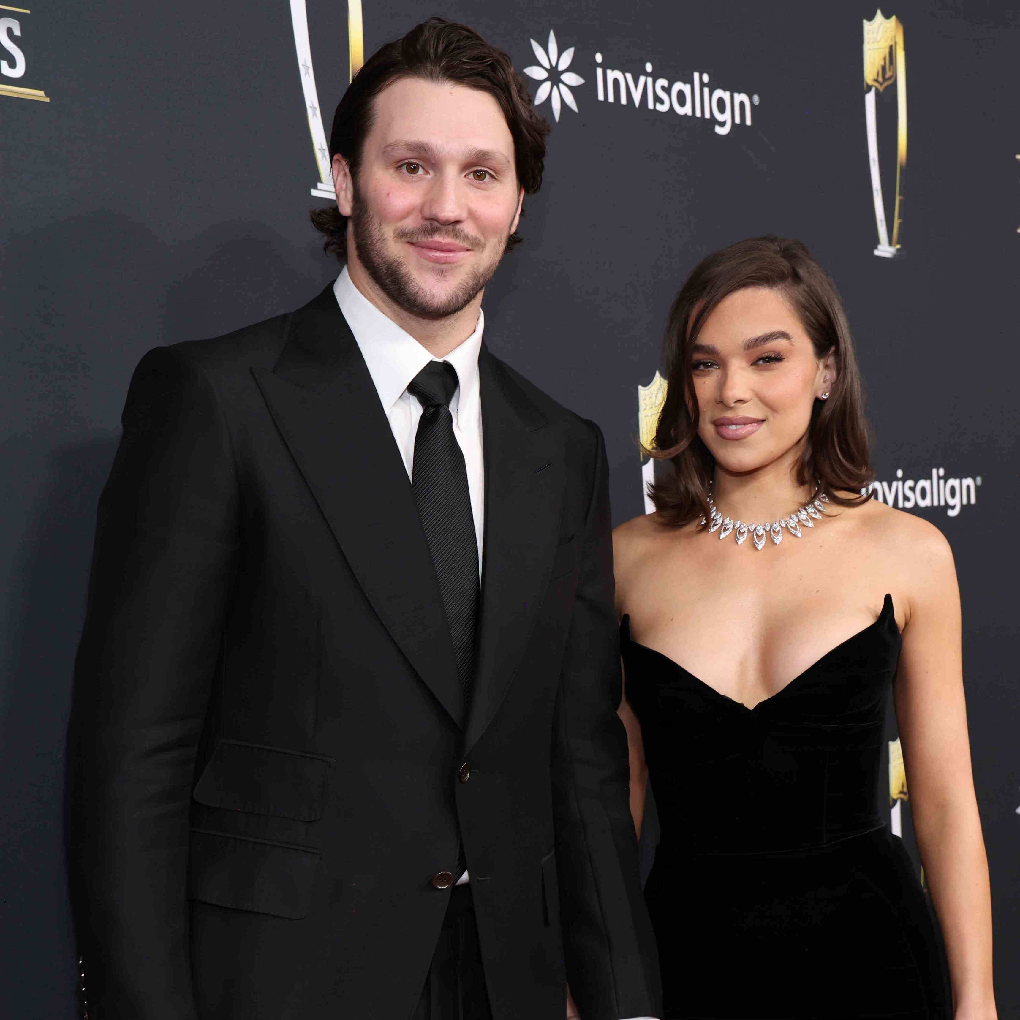 Josh Allen and Hailee Steinfeld are married! All of the details on ...