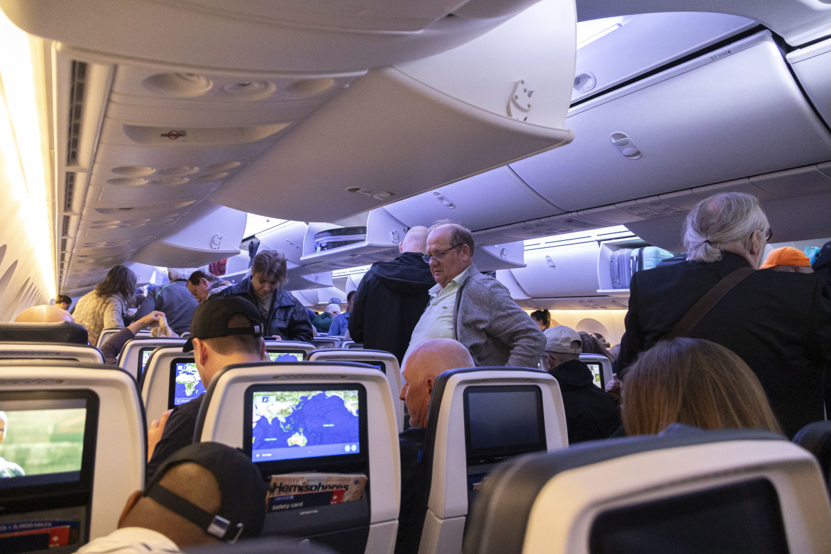 Woman Not Happy With Partner's Decision During 14-Hour Flight