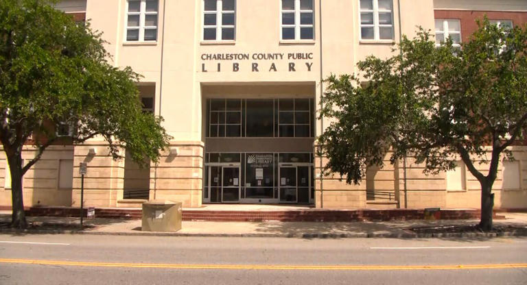 Main Charleston County Library branch to stay open as construction begins