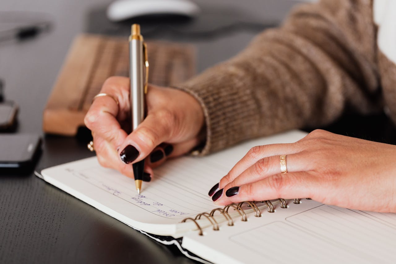 15 Vintage Office Skills That Still Give Job Seekers an Edge