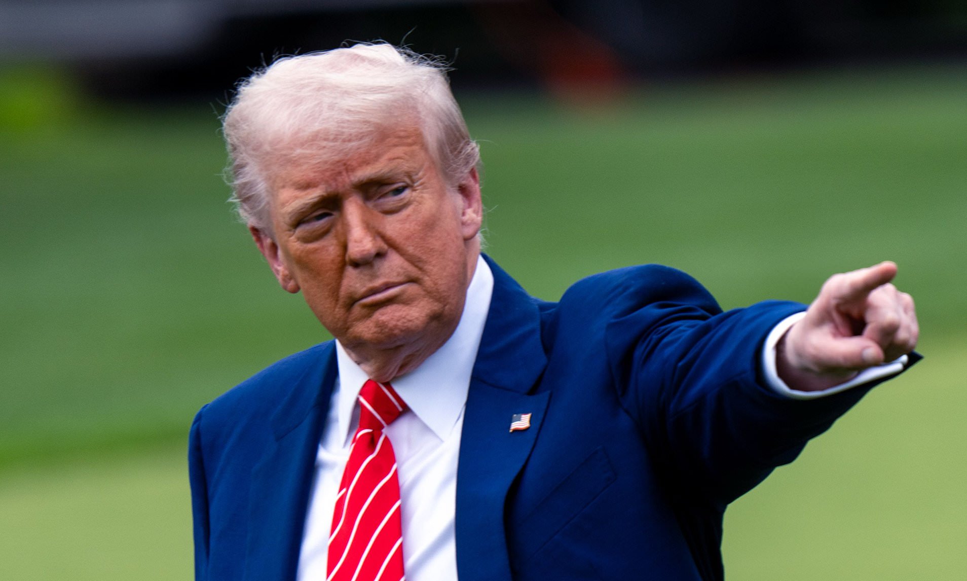 Trump admin rounds up 1,500 migrants in biggest ICE sweep yet