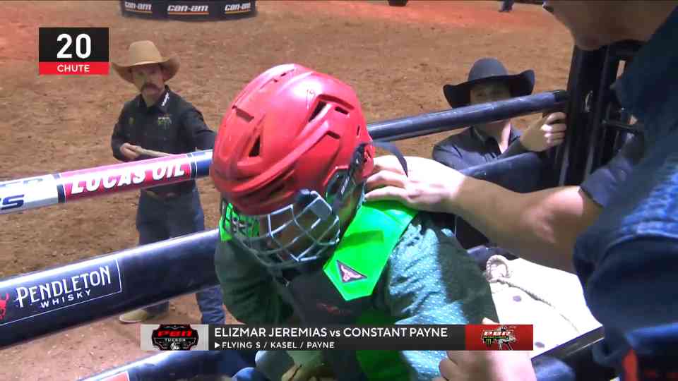 Elizmar Jeremias Dominates Constant Payne for an Epic 90.25 Points ...