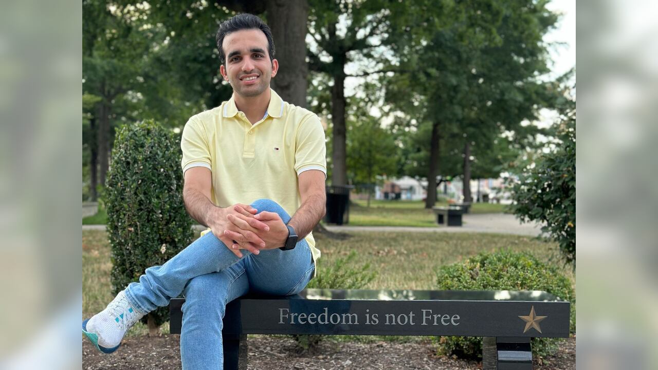 UA student detained by ICE leaves US to return to Iran