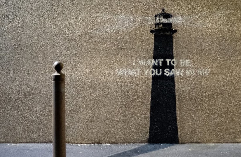 New Banksy mural discovered in France as fans question meaning