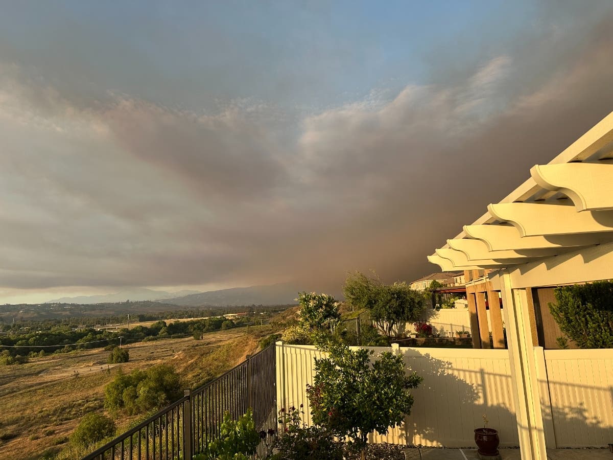 Henderson Fire: Evacuation Warnings Lifted For Temecula