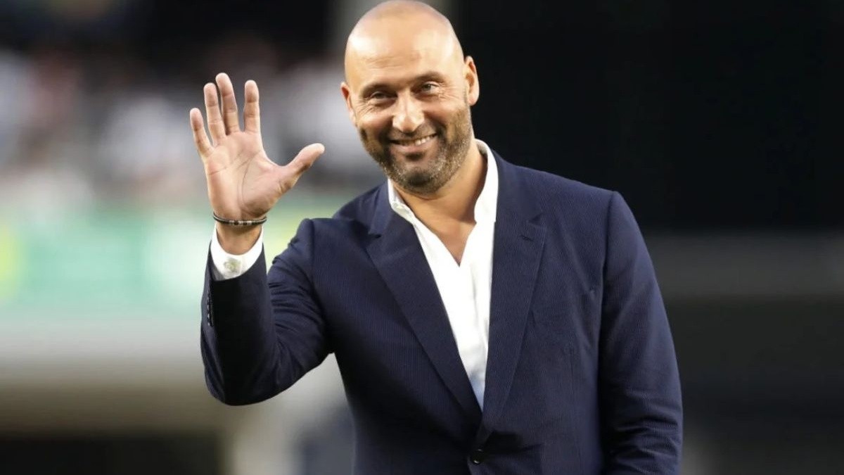 MLB: José Contreras Shares How Derek Jeter Put a Former Yankee in His ...