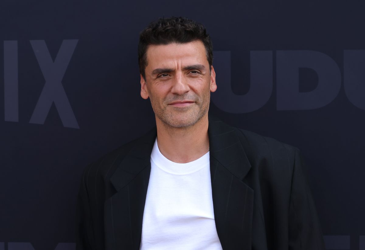 WATCH: Guillermo del Toro drops first 'Frankenstein' trailer starring ...