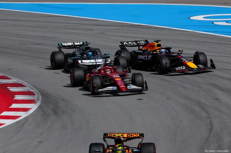 Horner overtuigd van gelijk Red Bull: ‘Op foto's was te zien dat hij ...